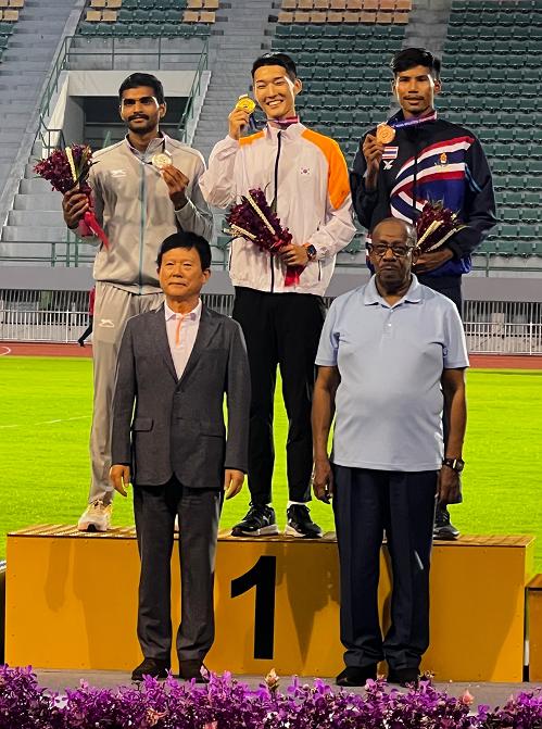 High jumper reclaims title at Asian Athletics Championships | Gangnam.com